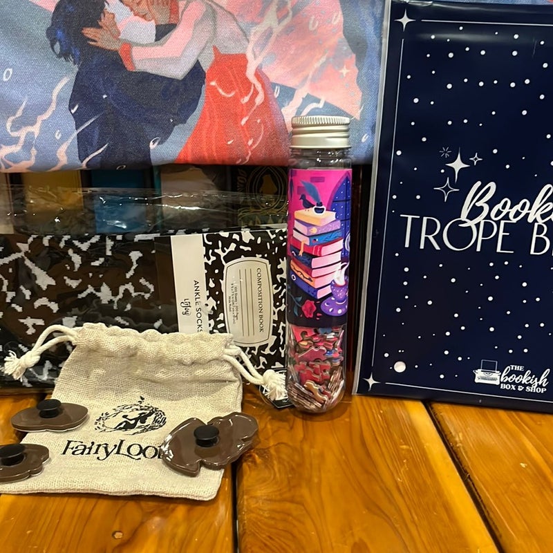 Fairyloot and owlcrate box lot by Fairyloot , Paperback | Pangobooks
