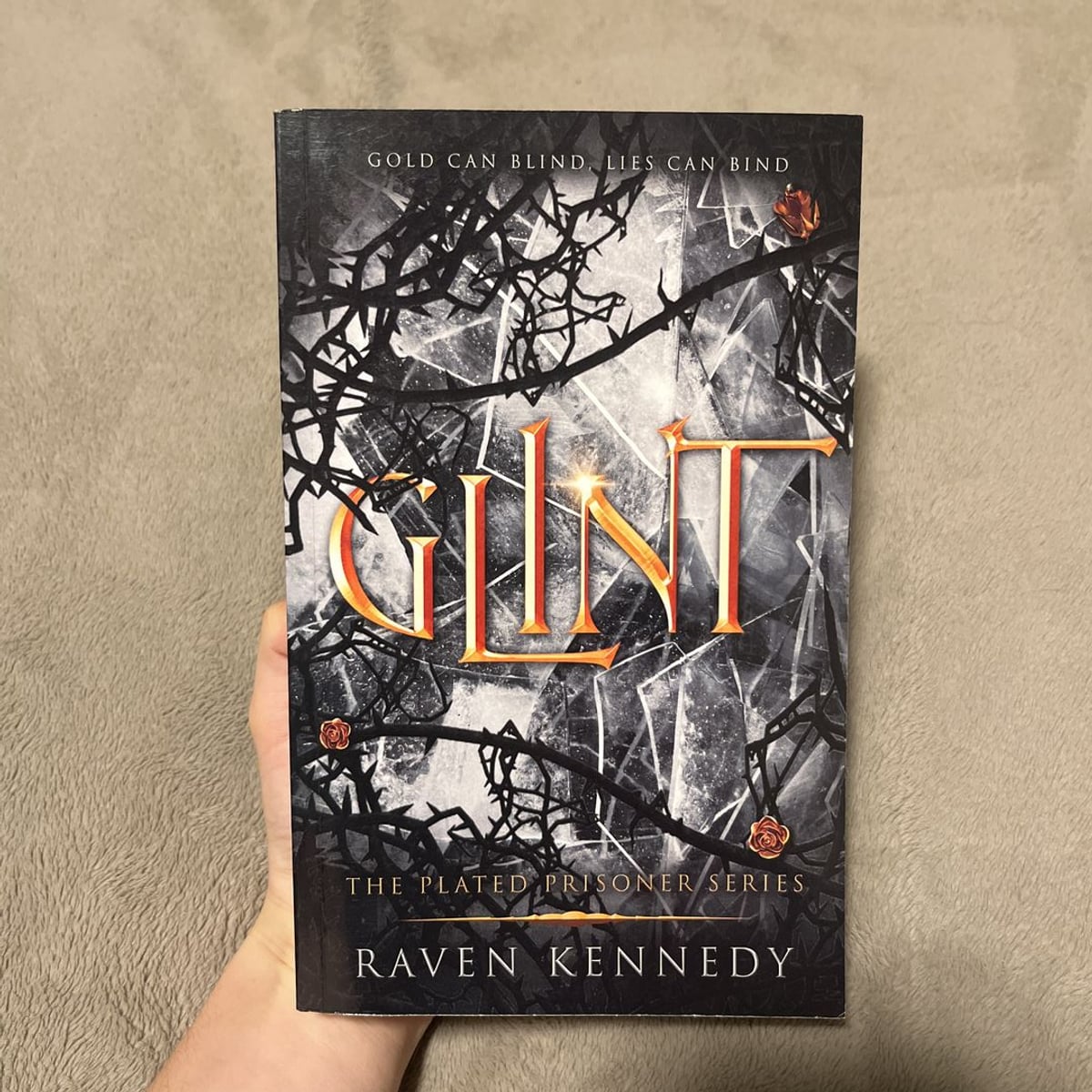 Glint by Raven Kennedy, Paperback | Pangobooks