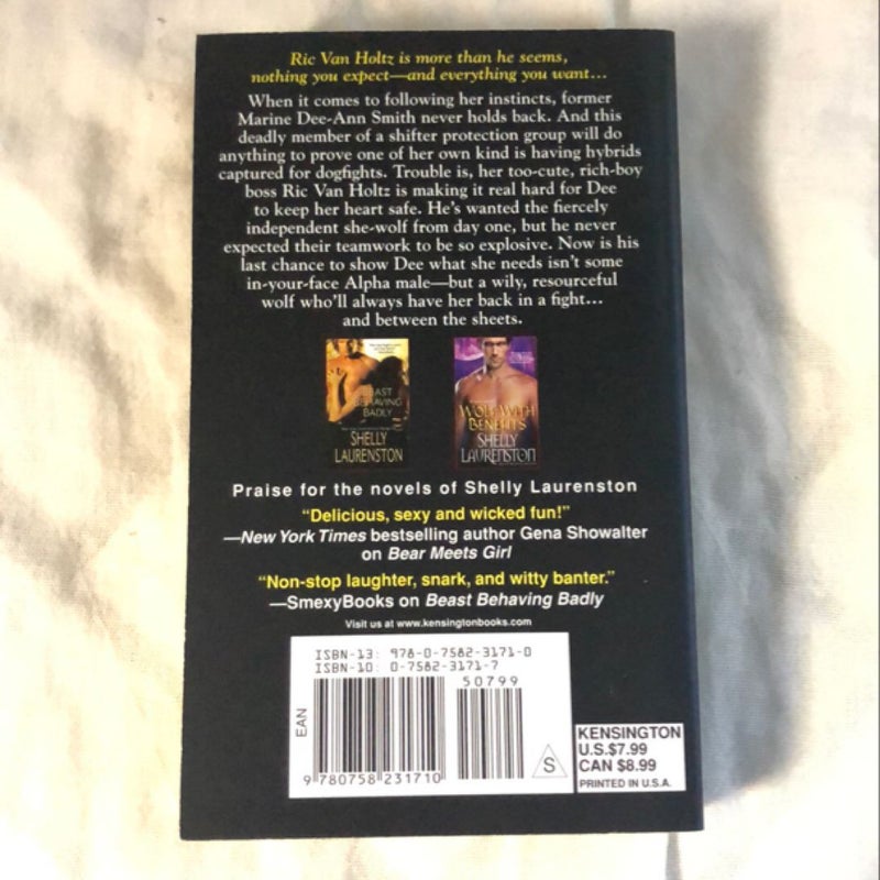 Big Bad Beast by Shelly Laurenston, Paperback | Pangobooks