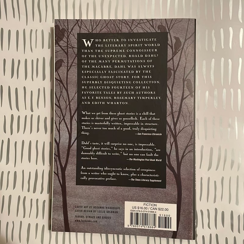 Roald Dahl's Book of Ghost Stories by Roald Dahl, Paperback | Pangobooks