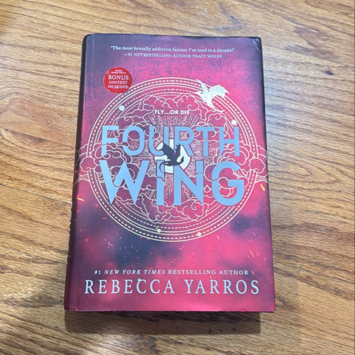 FOURTH WING special edition by Rebecca Yarros, Hardcover | Pangobooks