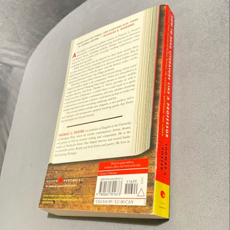 How to Read Literature Like a Professor Revised Edition by Thomas C. Foster