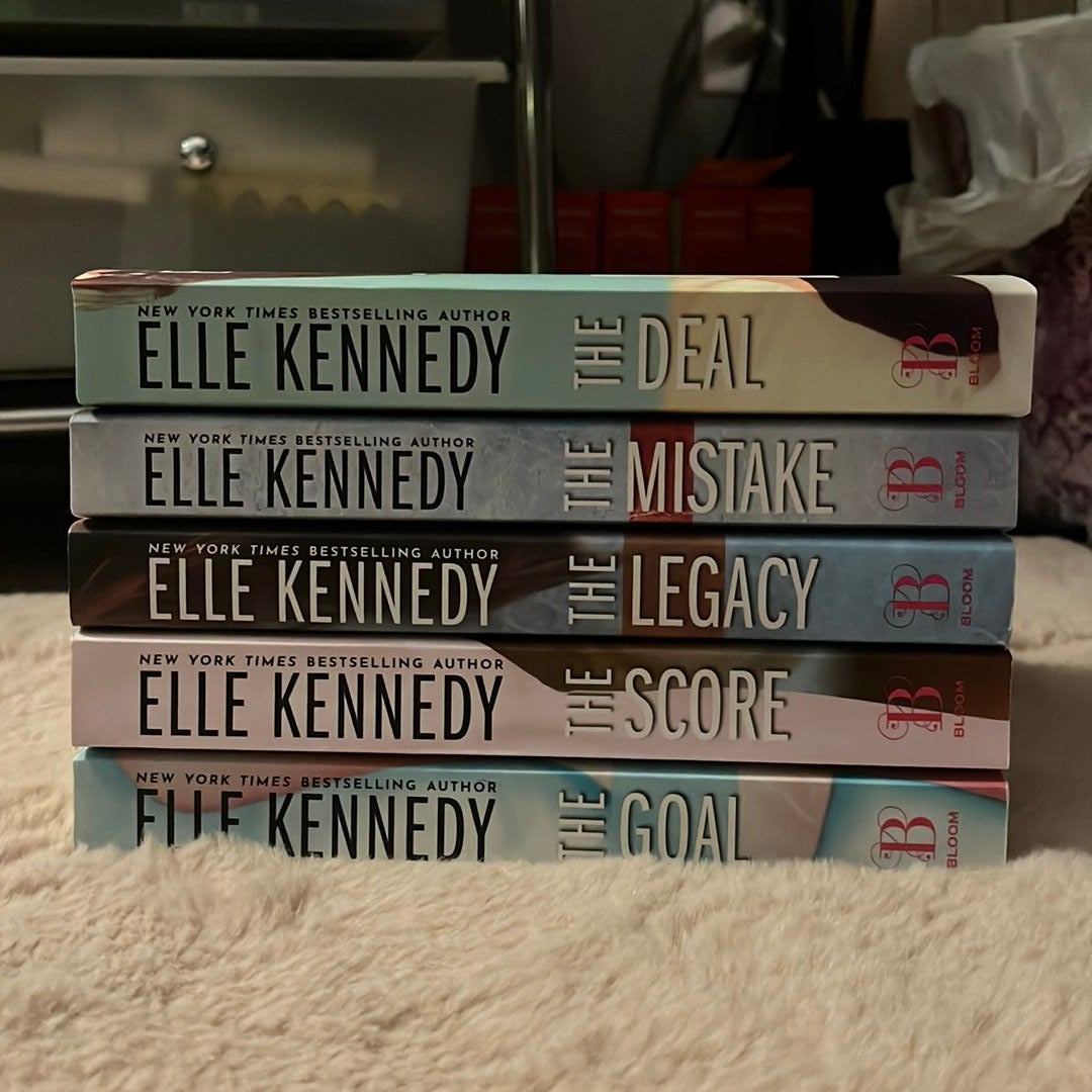 The Complete off-Campus Series Set by Elle Kennedy