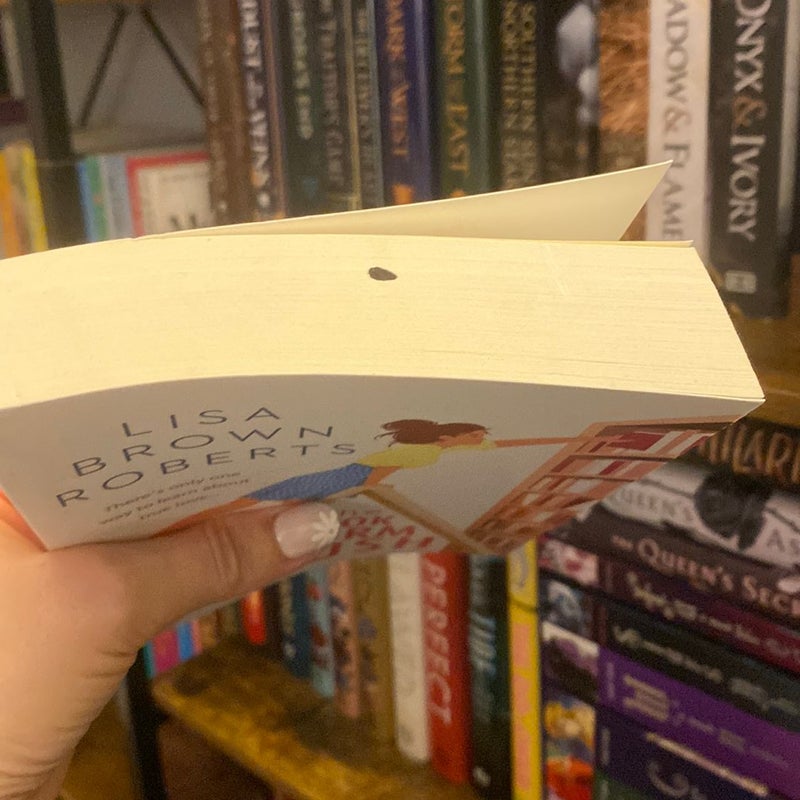 The Bookworm Crush by Lisa Brown Roberts, Paperback | Pangobooks