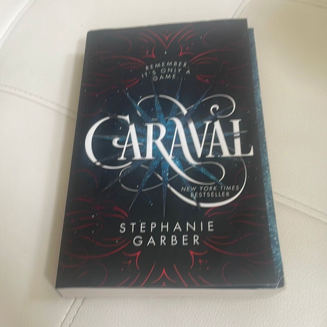 Caraval by Stephanie Garber, Paperback | Pangobooks