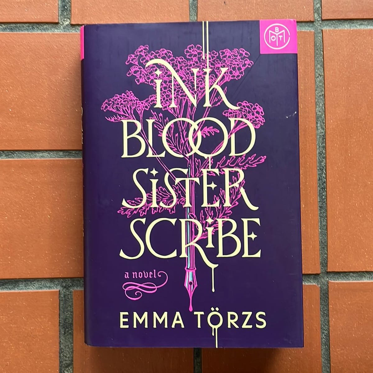 Ink Blood Sister Scribe by Emma Törzs, Hardcover | Pangobooks