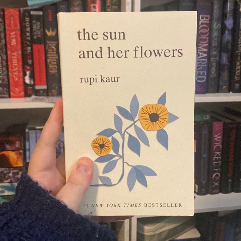 The Sun and Her Flowers by Rupi Kaur, Paperback | Pangobooks