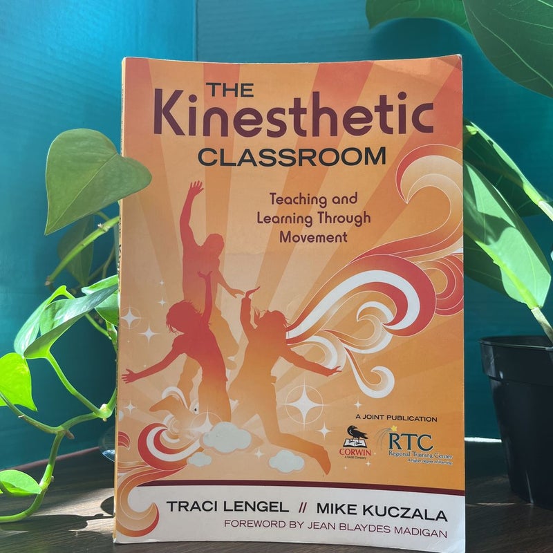 The Kinesthetic Classroom by Traci Lengel, Paperback | Pangobooks