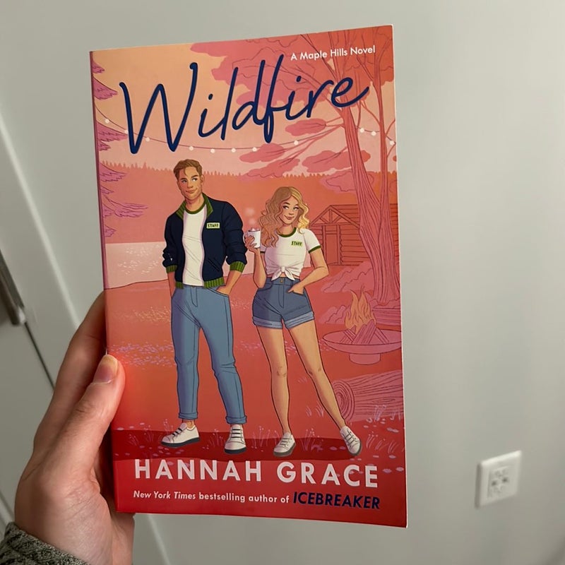 Wildfire by Hannah Grace, Paperback | Pangobooks