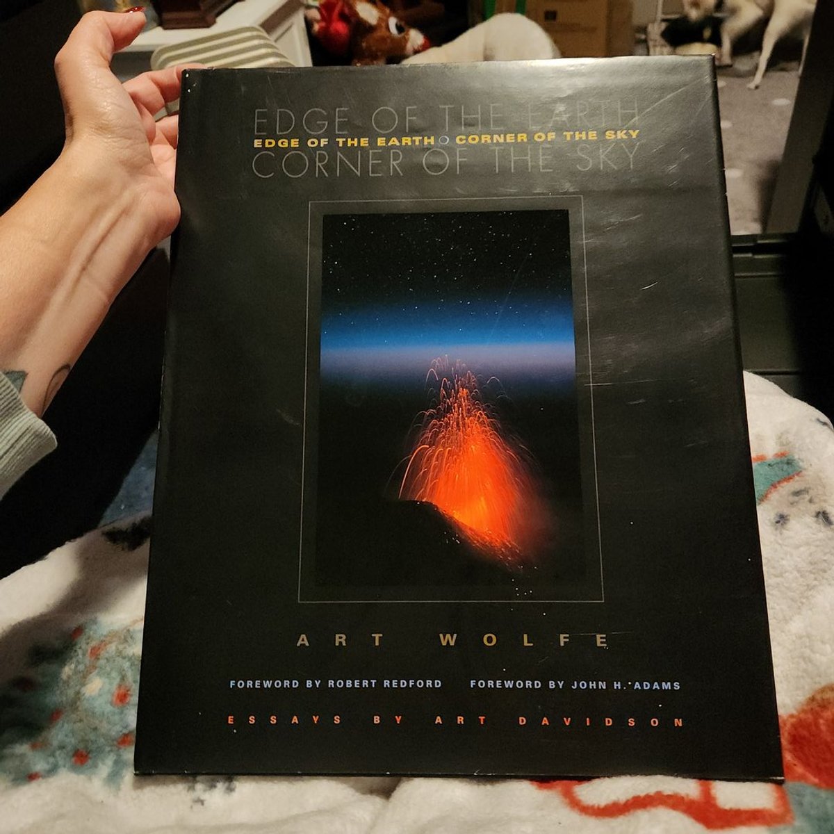 Edge of the Earth, Corner of the Sky by Art Wolfe, Hardcover | Pangobooks