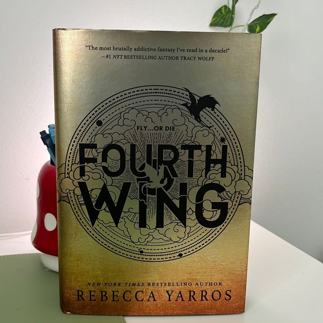 Fourth Wing by Rebecca Yarros, Hardcover | Pangobooks