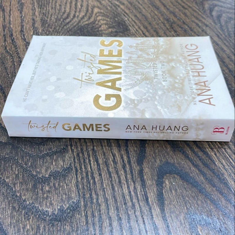 Twisted Games by Ana Huang, Paperback | Pangobooks