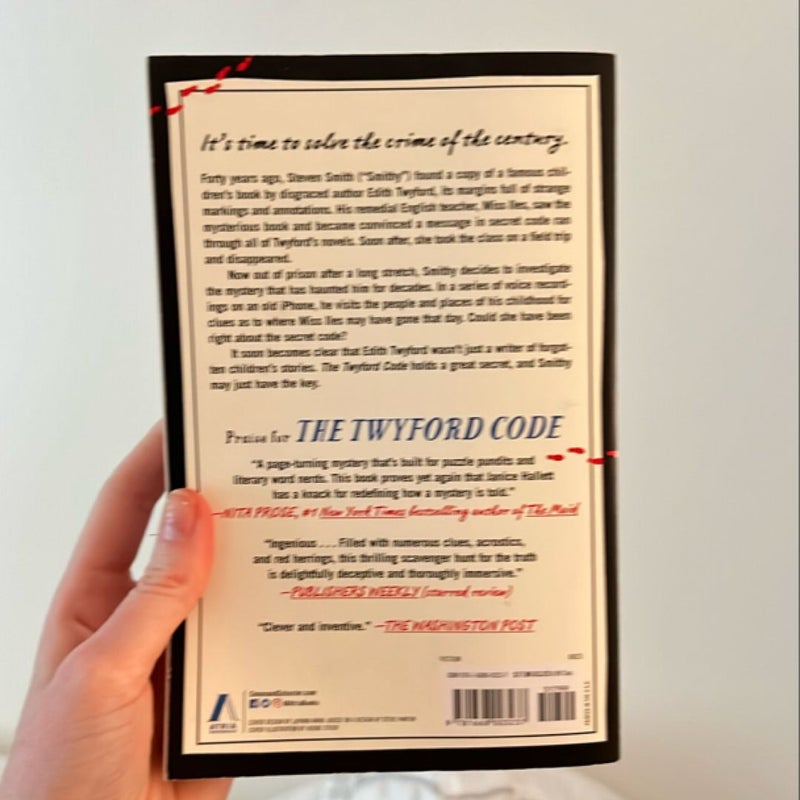 The Twyford Code by Janice Hallett, Paperback | Pangobooks