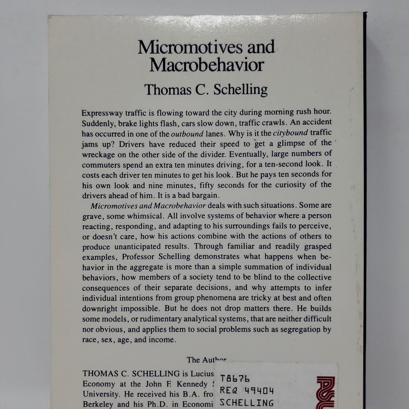 Micromotives and Macrobehavior by Thomas C. Schelling, Paperback ...