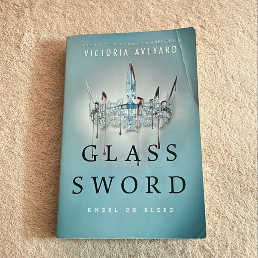 Glass sword by Victoria Aveyard , Paperback | Pangobooks