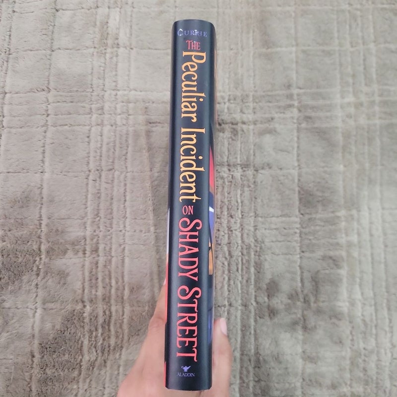 The Peculiar Incident on Shady Street by Lindsay Currie