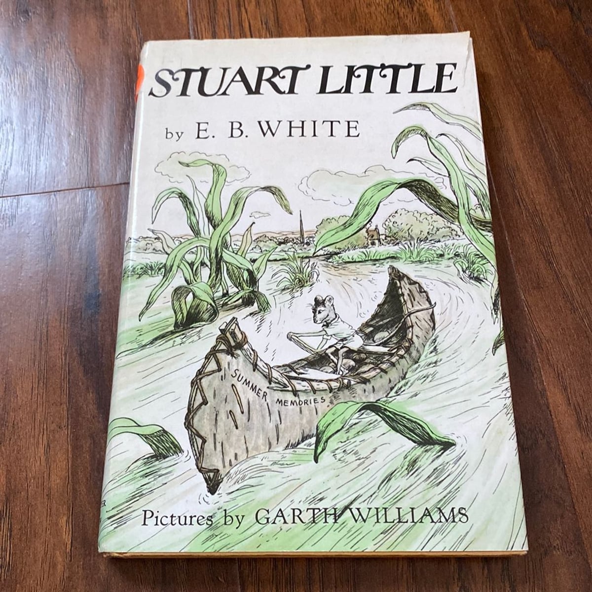 Stuart Little by E. B. White, Hardcover | Pangobooks