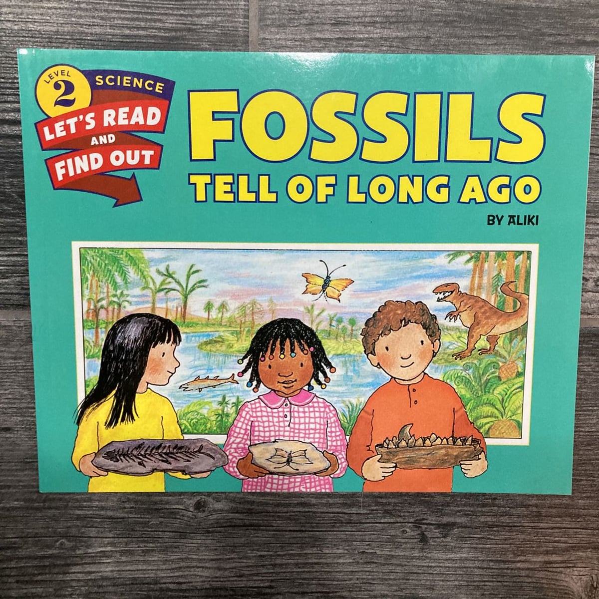 Fossils Tell of Long Ago