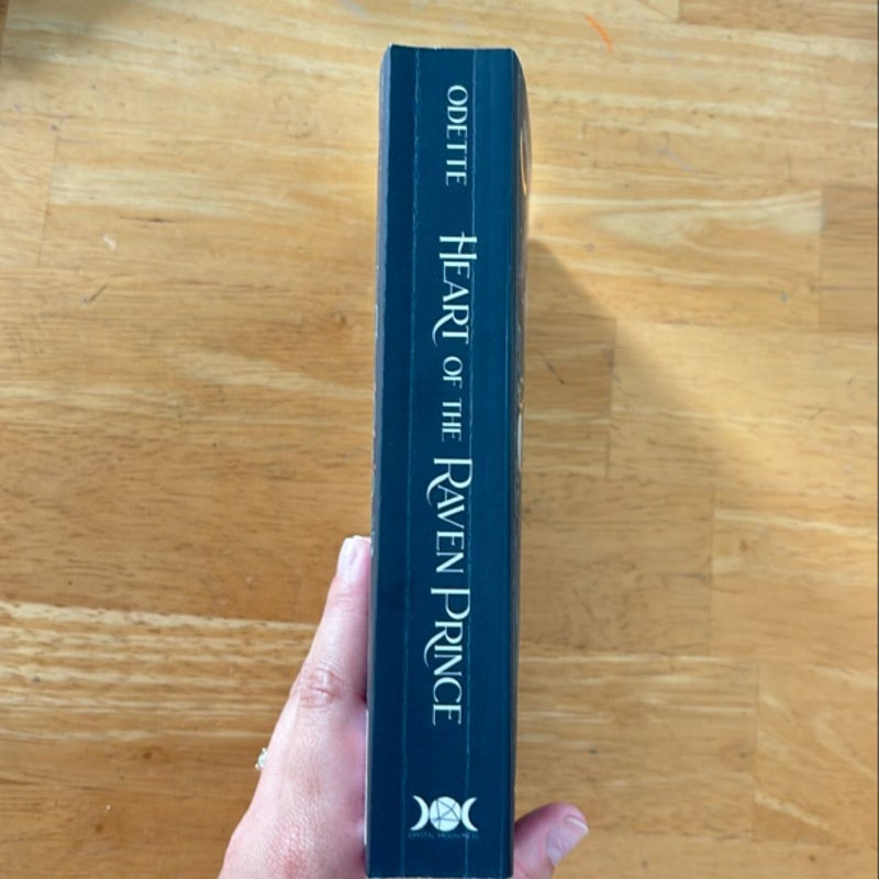 Heart of the Raven Prince by Tessonja Odette