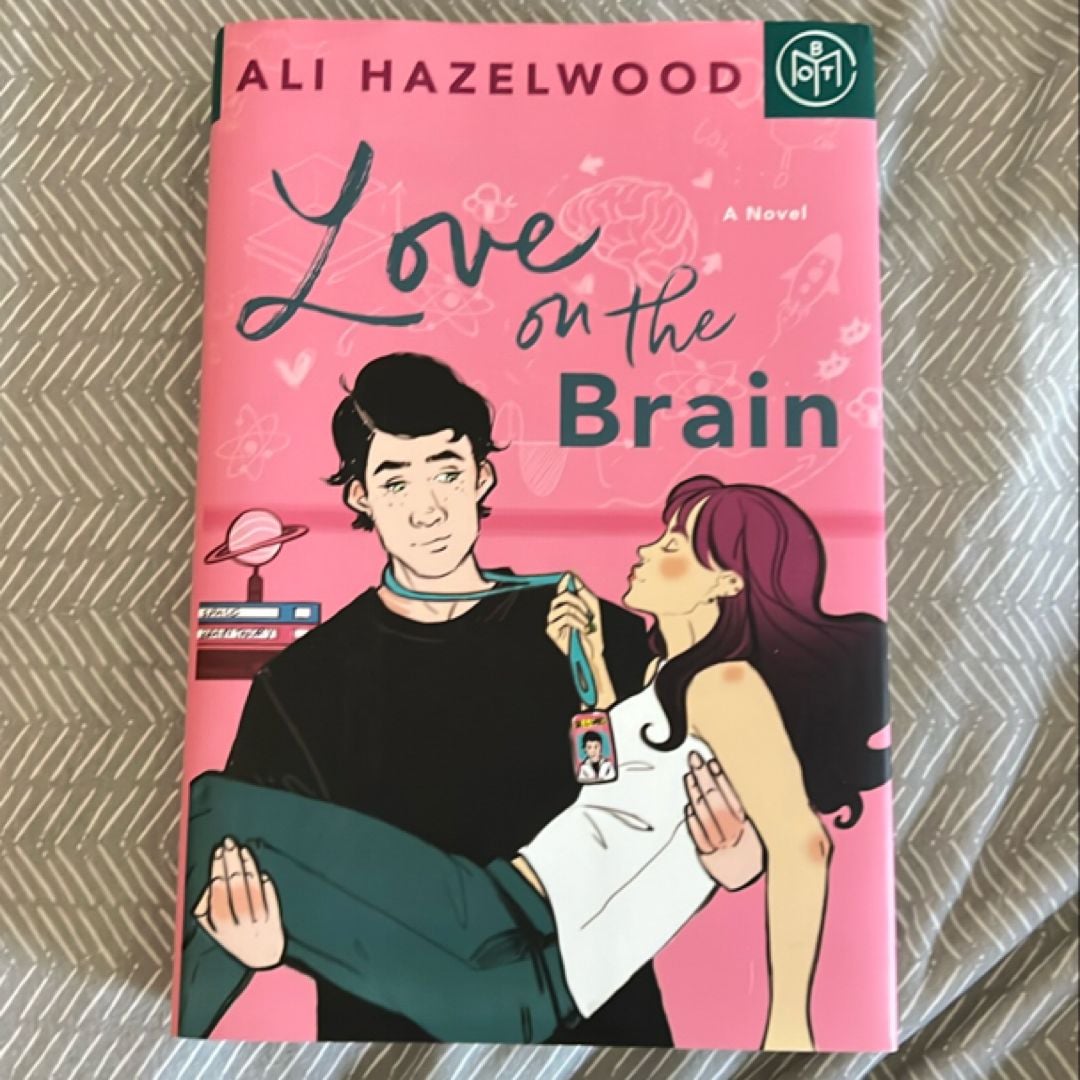 Love on the Brain by Ali Hazelwood, Hardcover | Pangobooks