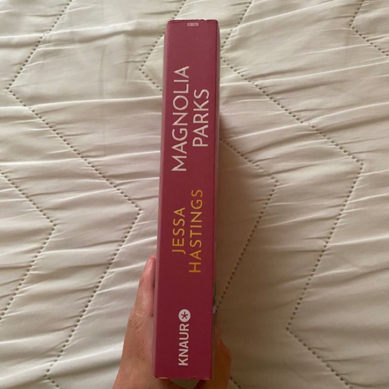 Magnolia Parks by Jessa Hastings, Paperback | Pangobooks