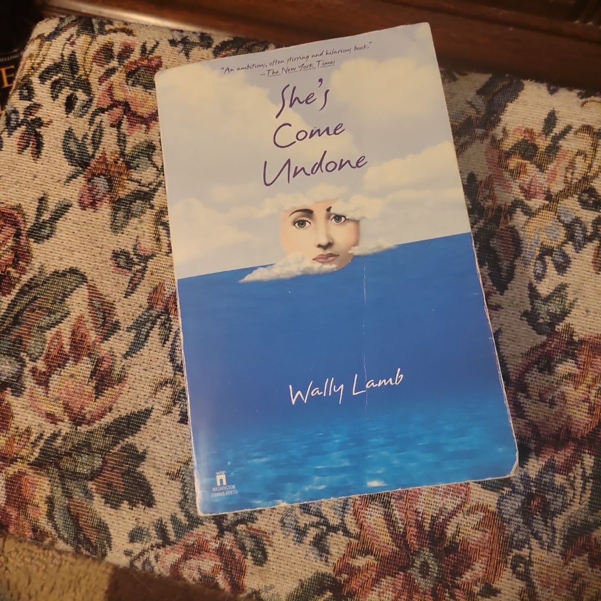 She's Come Undone by Wally Lamb, Paperback | Pangobooks