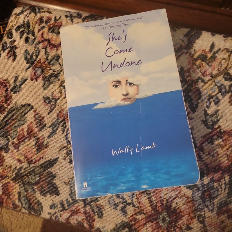 She's Come Undone by Wally Lamb, Paperback | Pangobooks