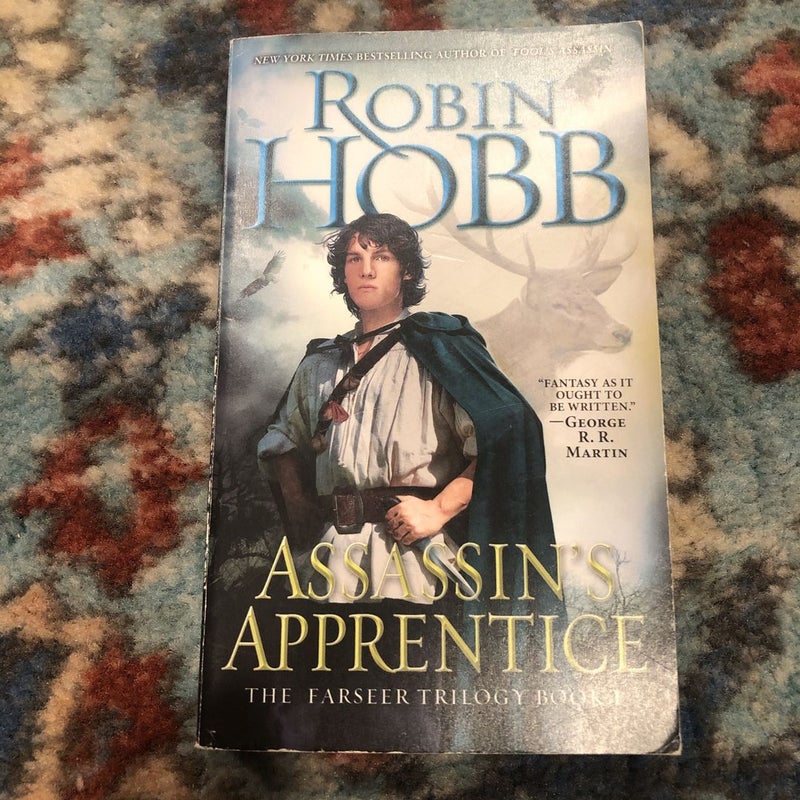 Assassin's Apprentice by Robin Hobb, Paperback | Pangobooks