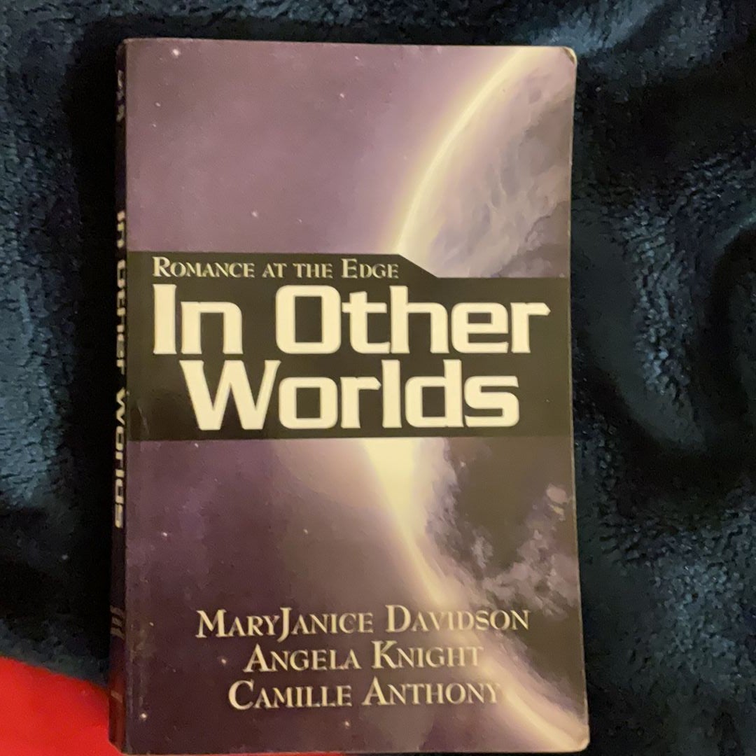 Romance at the Edge by MaryJanice Davidson, Paperback | Pangobooks