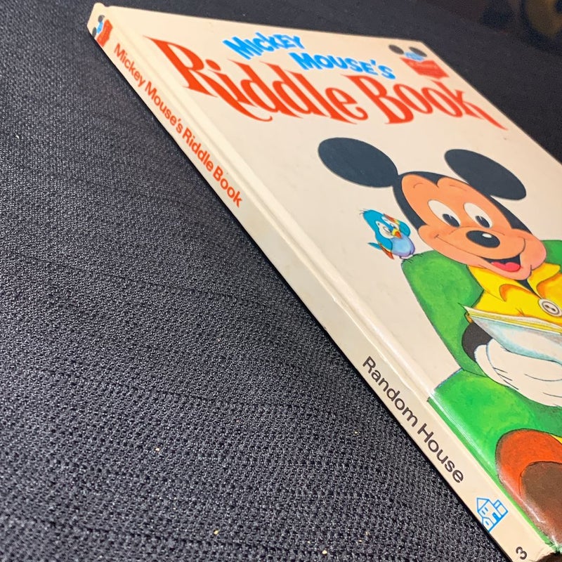 Mickey Mouse Riddle Book by Disney Book Club Staff, Hardcover | Pangobooks