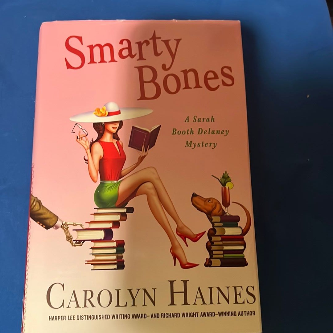 Smarty Bones by Carolyn Haines