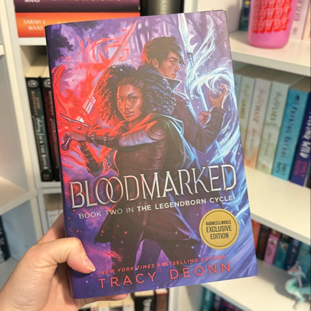 Bloodmarked by Tracy Deon , Hardcover | Pangobooks
