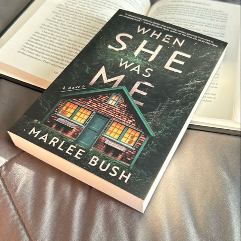 When She Was Me by Marlee Bush, Paperback | Pangobooks