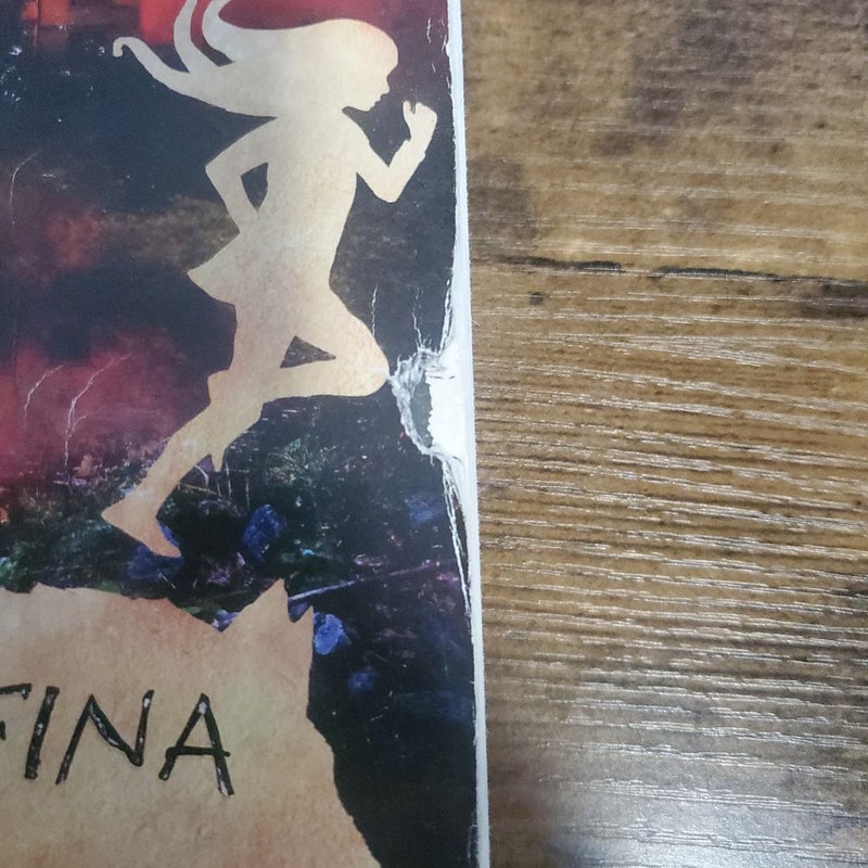 Serafina and the Twisted Staff by Robert Beatty, Paperback | Pangobooks