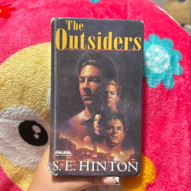 The Outsiders by S.E. Hinton, Hardcover | Pangobooks