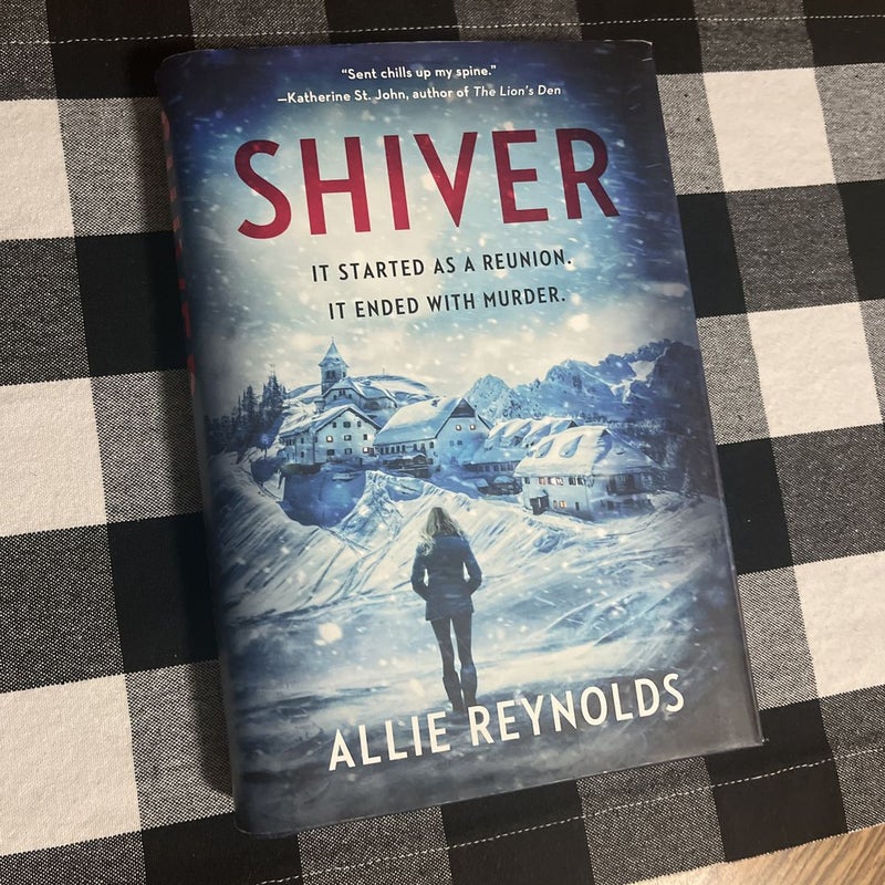 Shiver by Allie Reynolds, Hardcover | Pangobooks