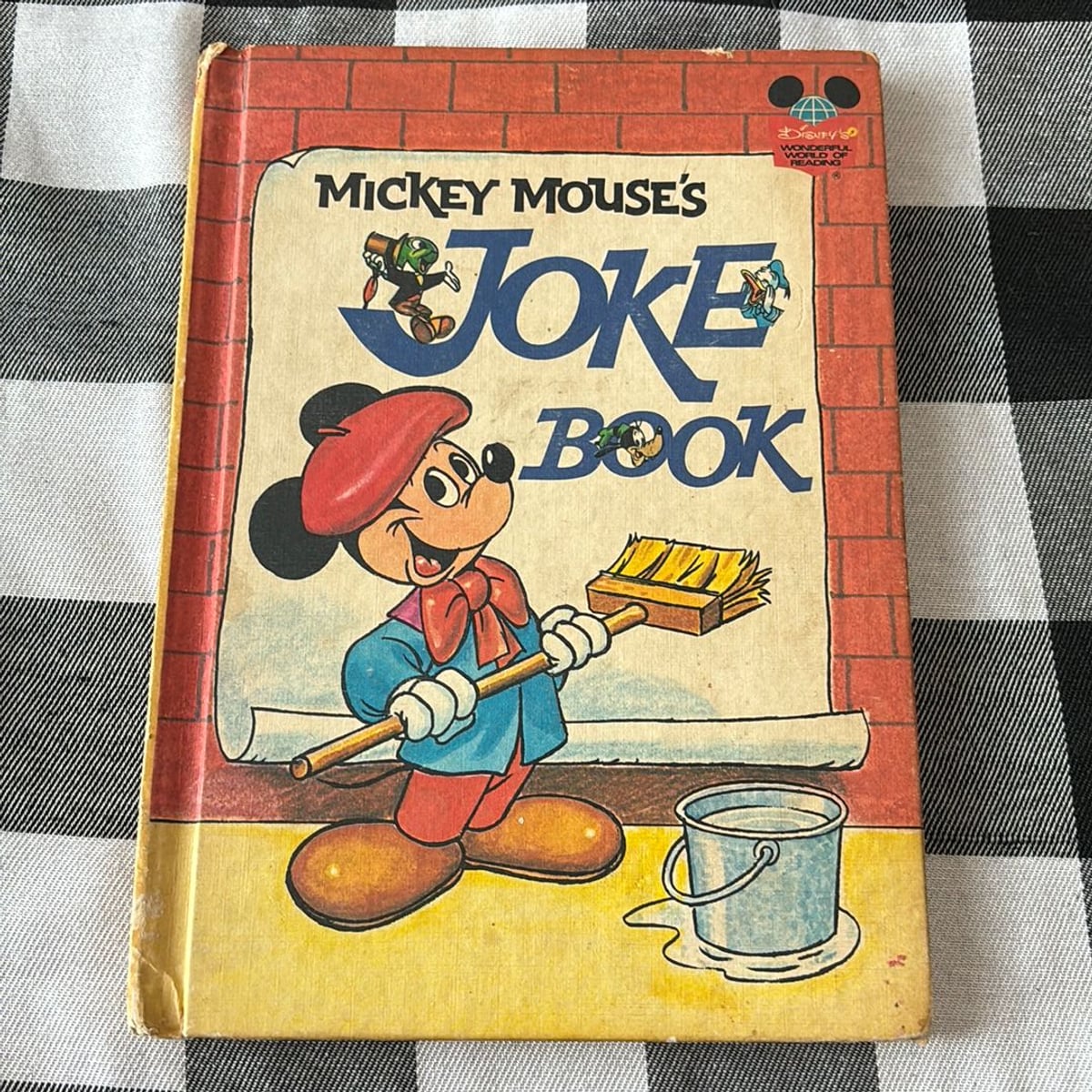 Mickey Mouse Joke Book by Disney Book Club Staff
