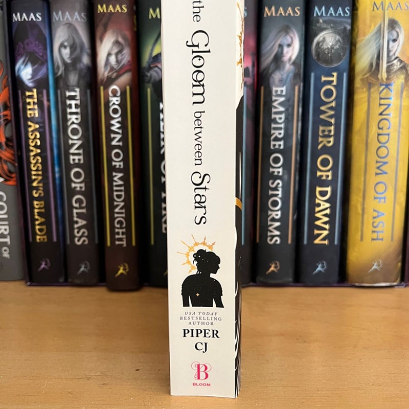 The gloom between stars by Piper CJ, Paperback | Pangobooks