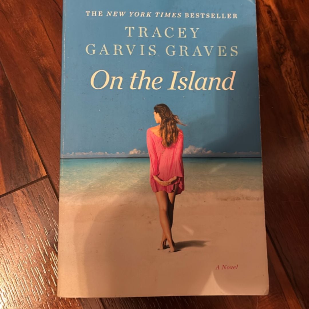 On the Island by Tracey Garvis Graves, Paperback | Pangobooks