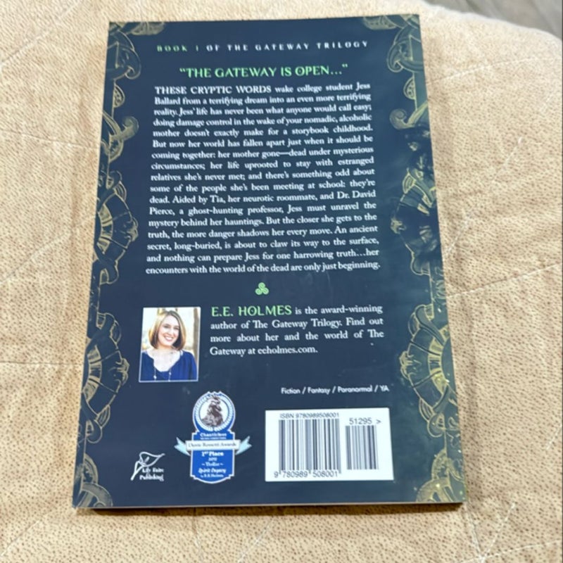 Spirit Legacy by E. E. Holmes, Paperback | Pangobooks