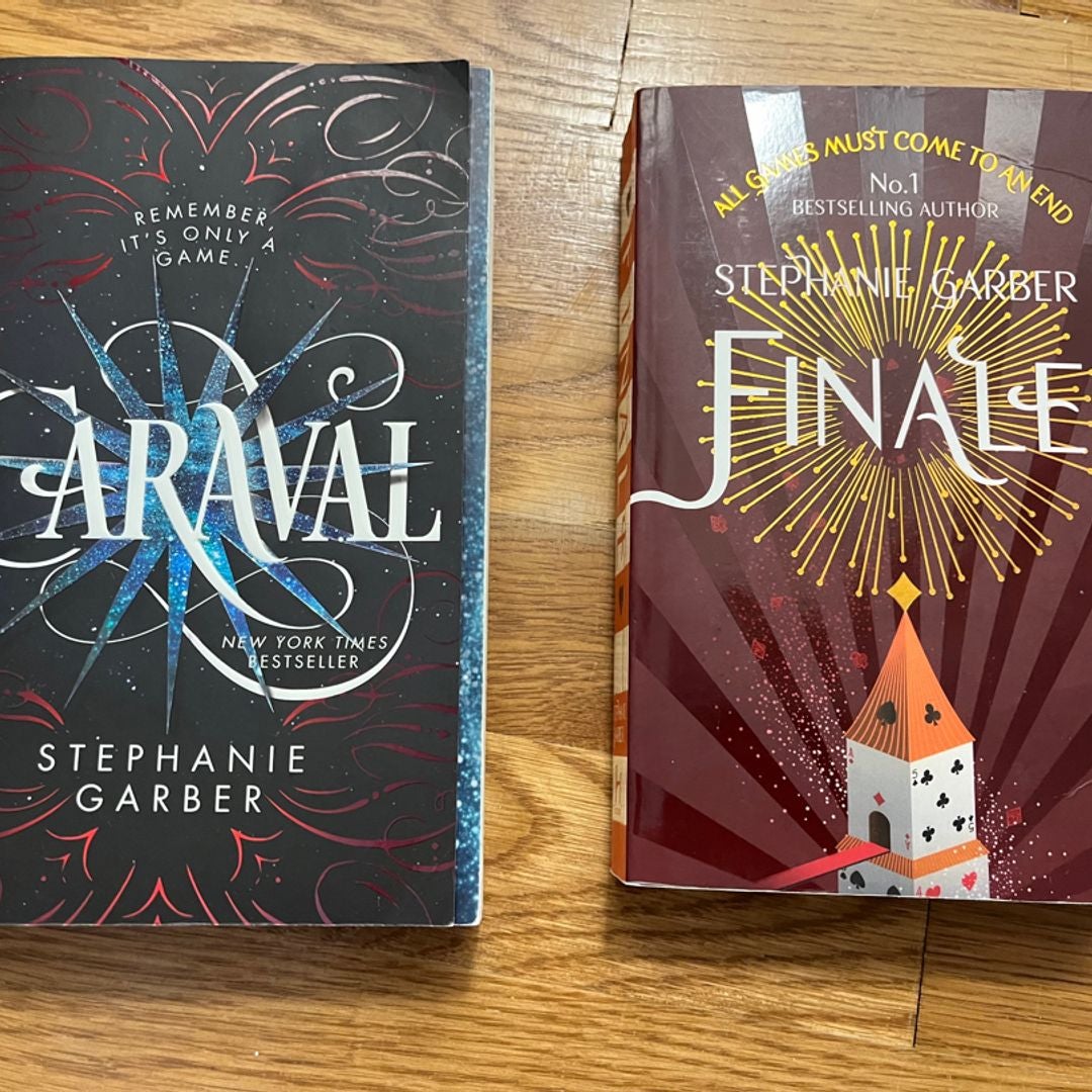 Caraval & Finale by Stephanie Garber , Paperback | Pangobooks