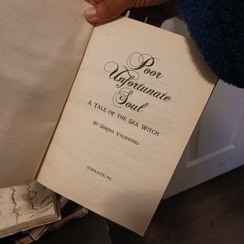 Poor Unfortunate Soul by Serena Valentino, Paperback | Pangobooks