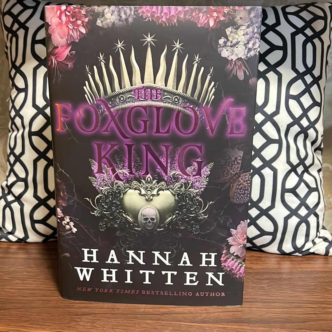 The Foxglove King *Fairyloot Edition* by Hannah Whitten, Hardcover ...