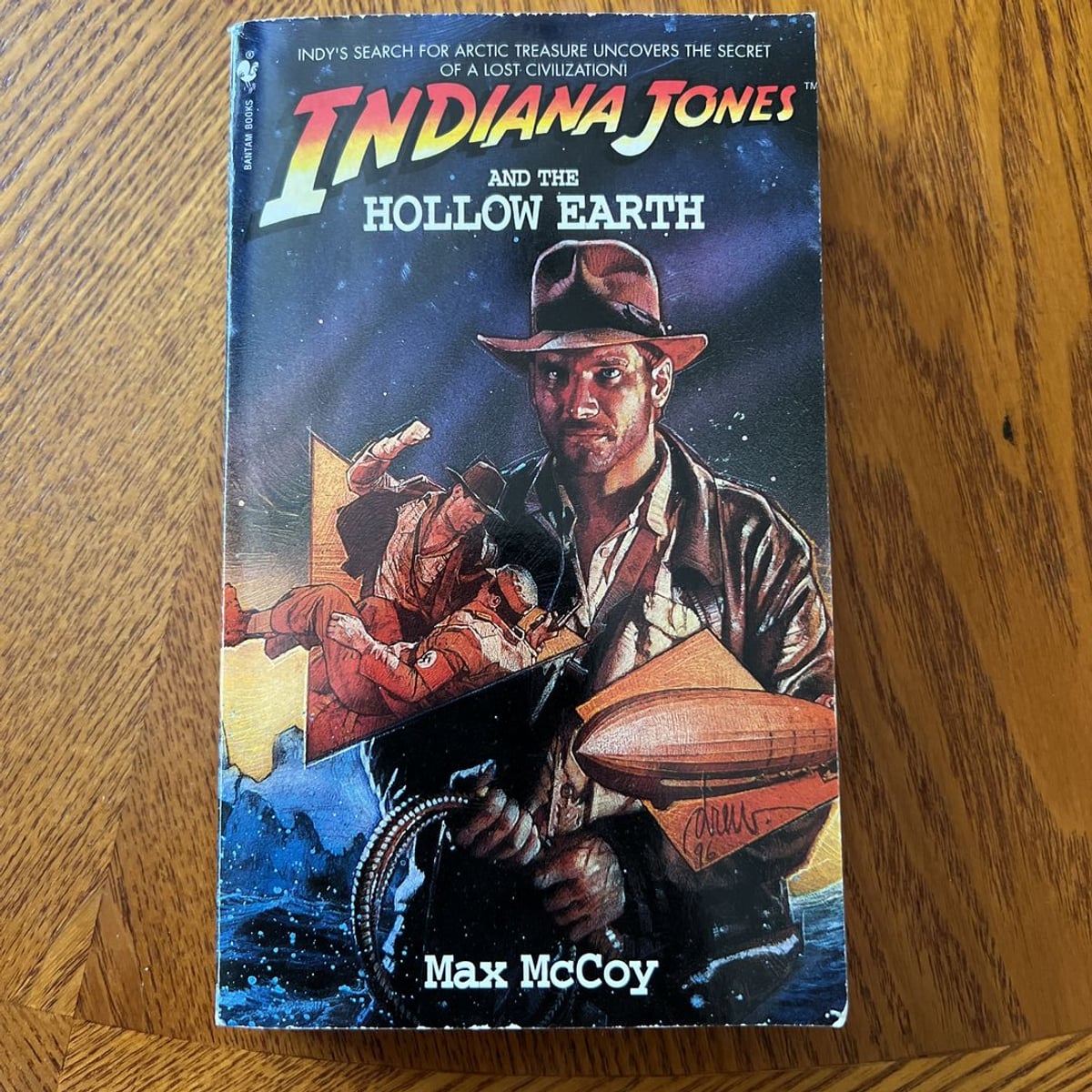 Indiana Jones and the Hollow Earth by Max McCoy