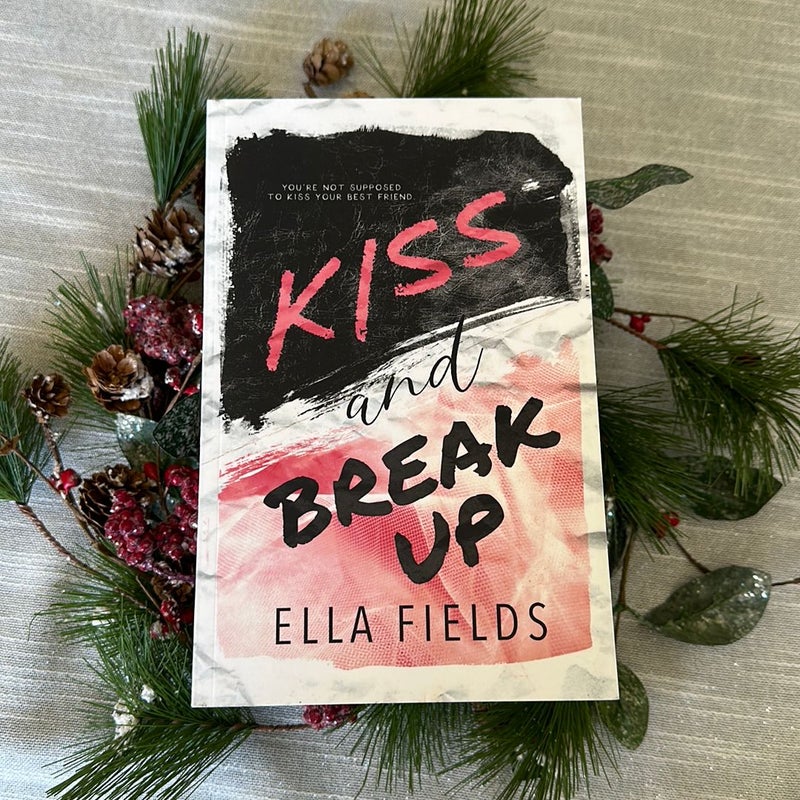 Kiss and Break Up by Ella Fields, Paperback | Pangobooks
