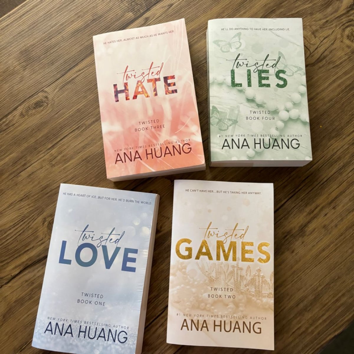 Twisted Series by Ana Huang, Paperback | Pangobooks