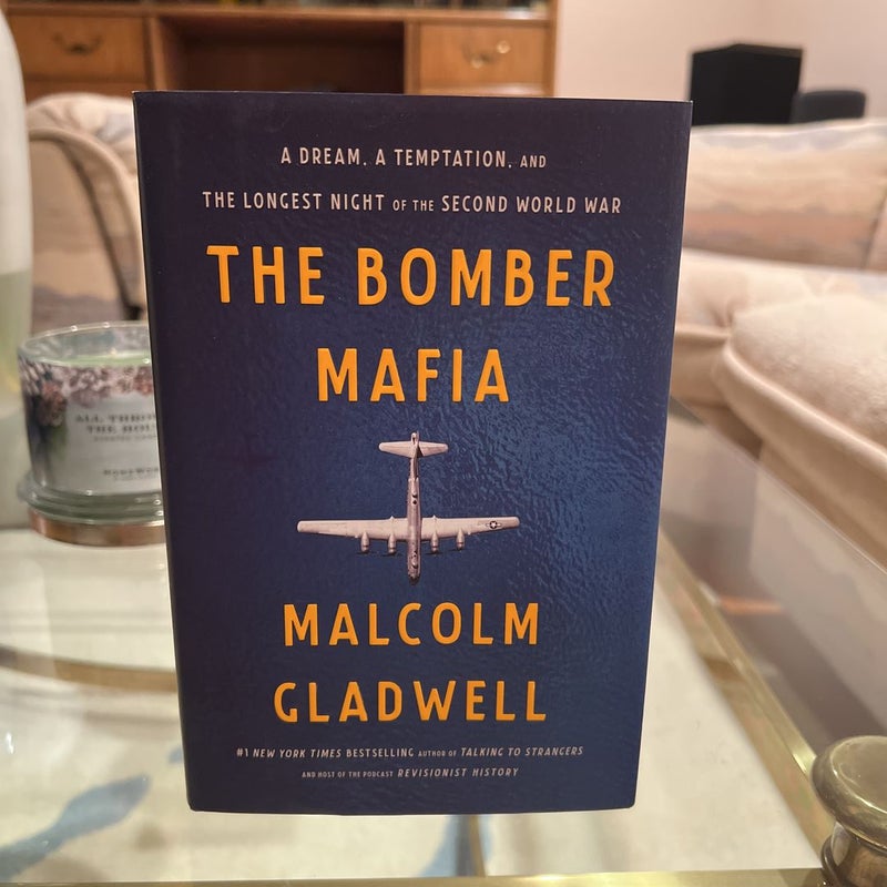 The Bomber Mafia by Malcolm Gladwell, Hardcover | Pangobooks