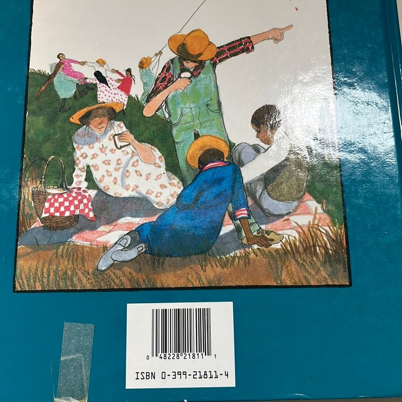 Picnic At Mudsock Meadow by Patricia Polacco, Hardcover | Pangobooks