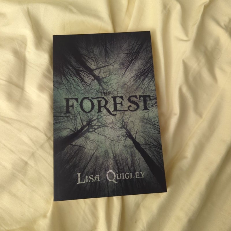 The Forest by Lisa Quigley, Paperback | Pangobooks
