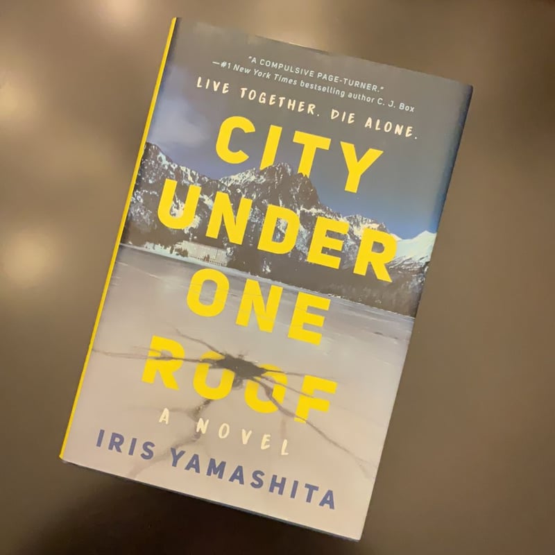 City Under One Roof by , Hardcover | Pangobooks